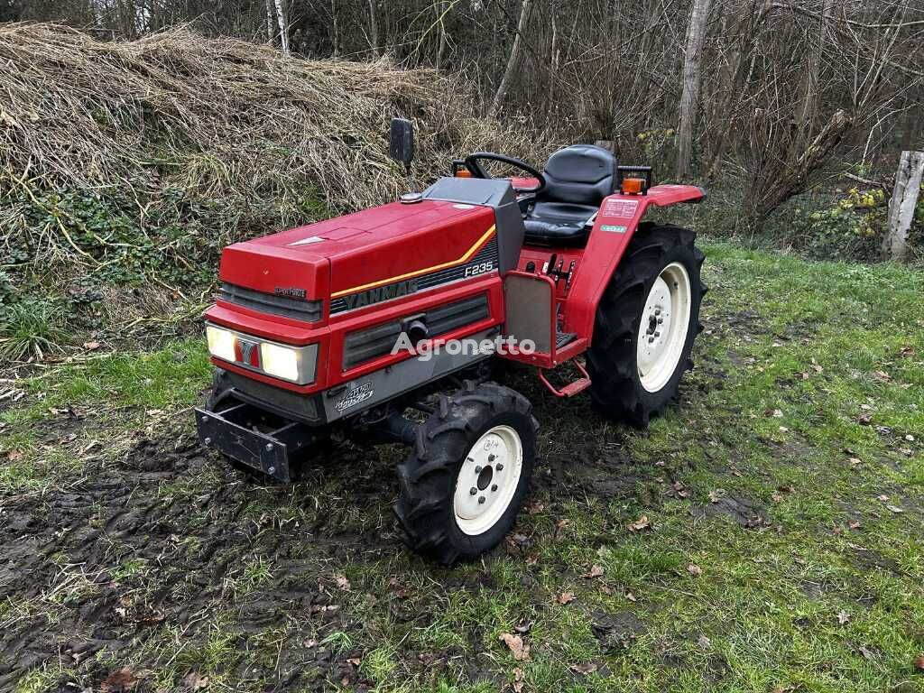 Prodaje se Yanmar F235 mini traktor na aukciji