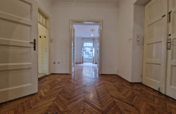 Prodajem Stan-Apartman, Stari Grad, Beograd, €235.000