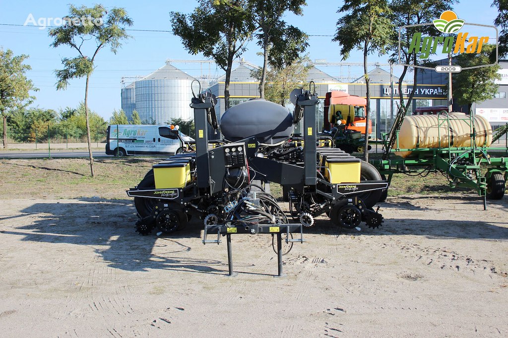 John Deere 7200 Black Edition pneumatska precizna sejalica