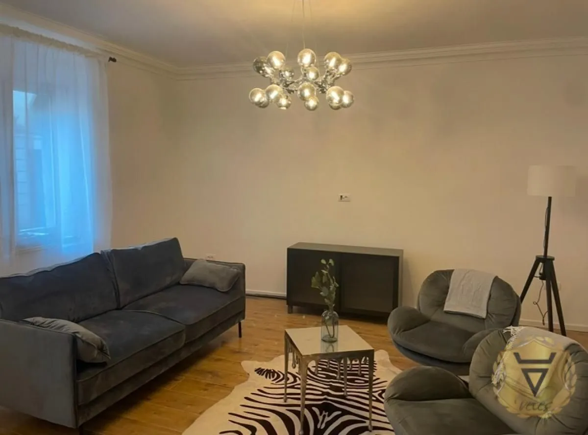 Izdavanje, dvosoban stan, 50m2, Centar, Beograd