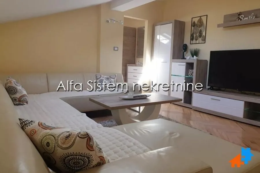 Izdavanje, dvosoban stan, 55m2, Crveni Krst, Beograd