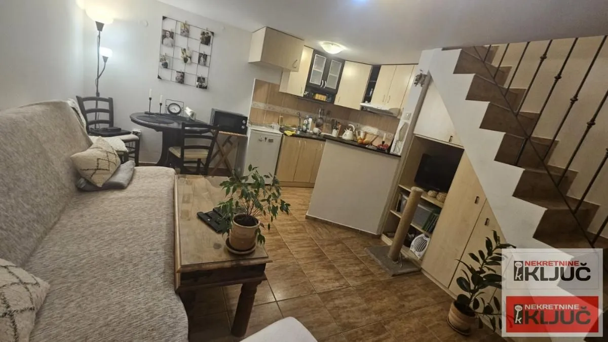 Prodaja, dvosoban stan, 37m2, Podbara, Novi Sad, Novi Sad