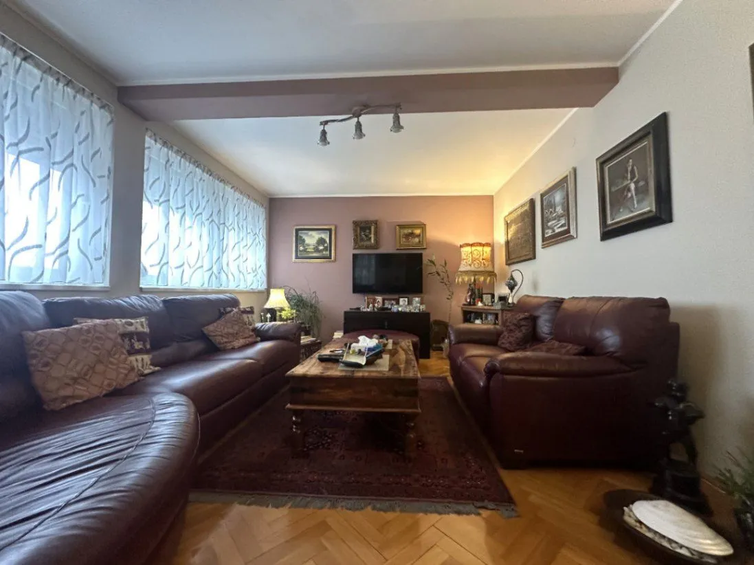 Prodaja, petosoban stan, 140m2, Banovo Brdo, Beograd