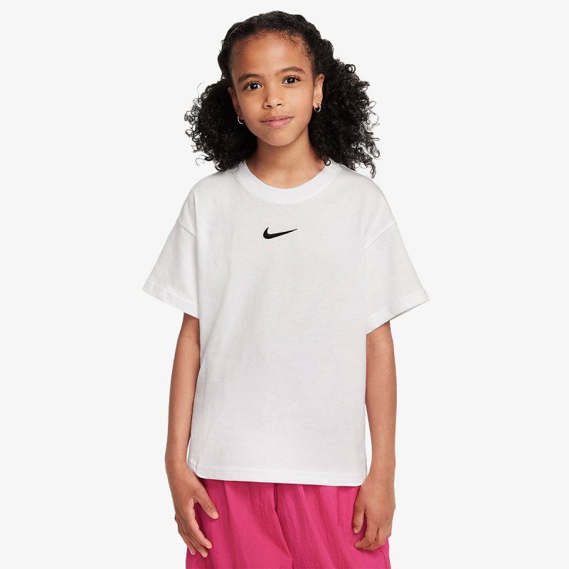 Nike Sportswear Essential