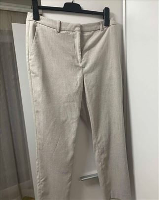 H&M krem pantalone br 44