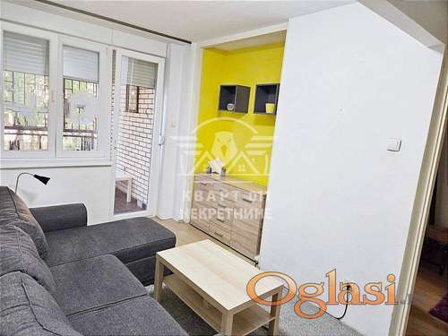 Perfektan stan na obali Dunava ID#9324