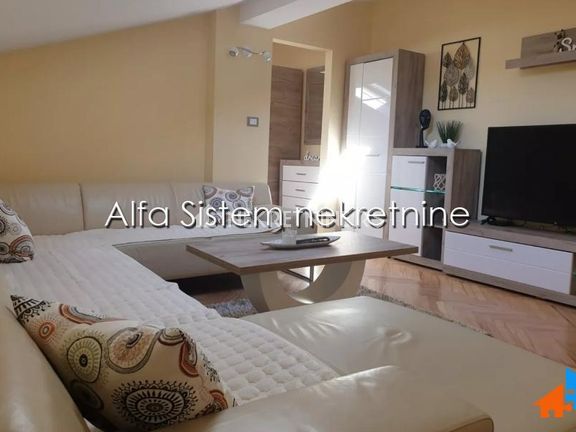 Vračar, Crveni krst, 2.0 stan, 55m2, 1000 EUR, ID 44207