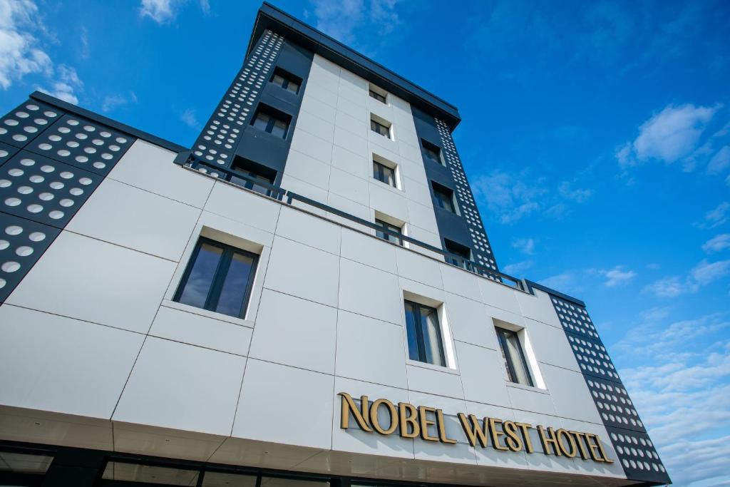 prevoz od/do aerodroma
Nobel West Hotel