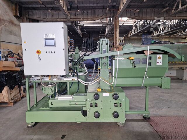 Briquetting press
RUF RB600