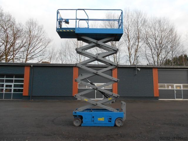 Platforma za rad
GENIE GS 3246, Scherenarbeitsbühne Genie 11,9 m