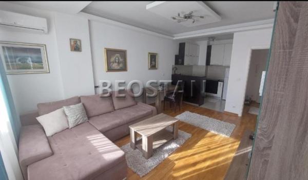 Jurija Gagarina, Dvosoban stan za izdavanje, 48m2, 800€