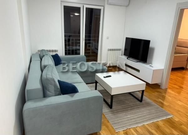 Dragoslava Srejovica, Dvosoban stan za izdavanje, 52m2, 650€