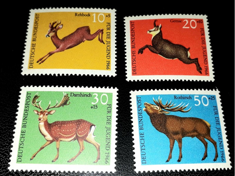 DB 1966 MNH