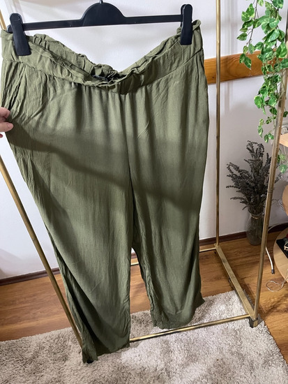 Waiki siroke pantalone