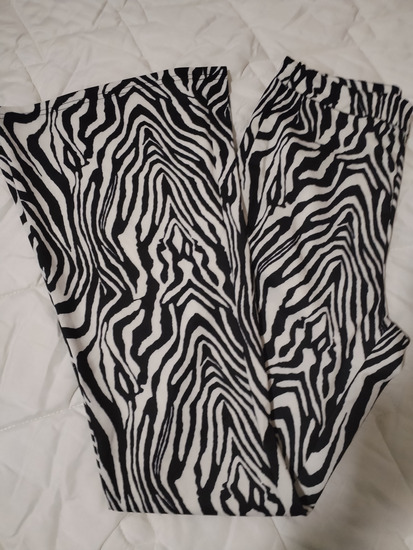 Shein zebra zvoncare