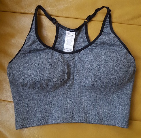 TEZENIS top za fitnes NOVO