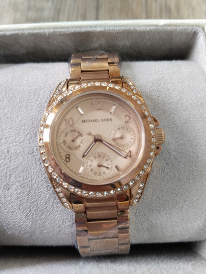 Roze zlatni Michael Kors MK5613