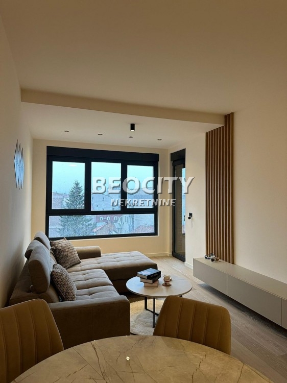 Trosoban stan, 90 m2, Lekino brdo, Banjalučka ID: 115228