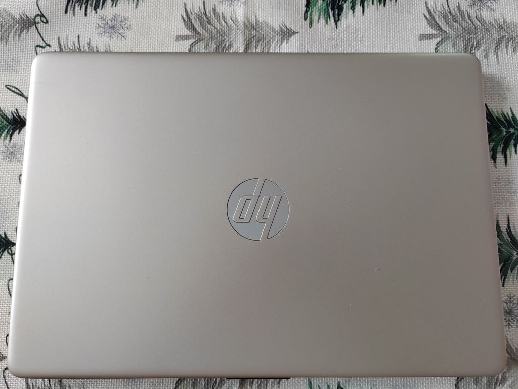 Intel Celeron, 4 GB OZU, 14 "