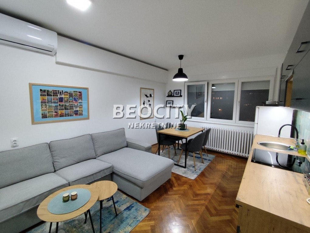 Novi Sad, Liman, Boška Buhe, 3. 0, 50m2, 700EUR