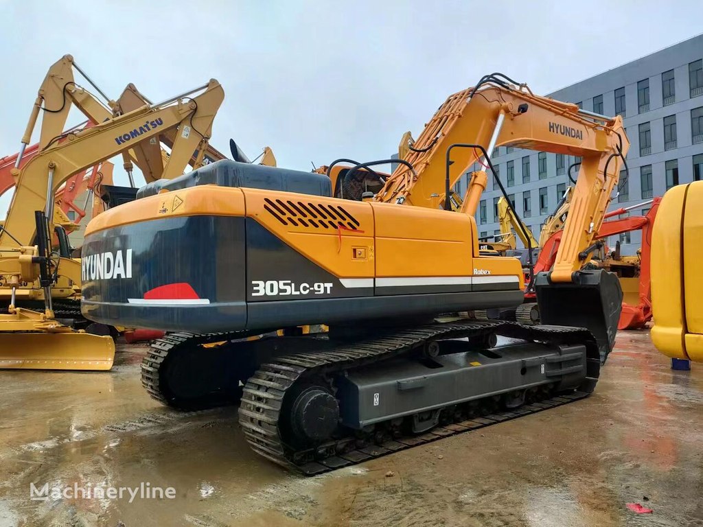 Hyundai R305 bager guseničar