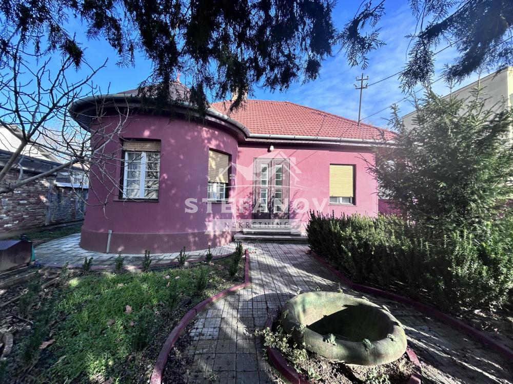 Salonska kuća u centru Zrenjanina ID#1792 135.000 €