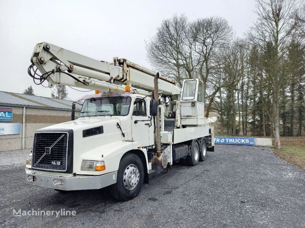 Volvo NL12.420 NL12 420 6x4 CRANE 60T/M pokretna dizalica