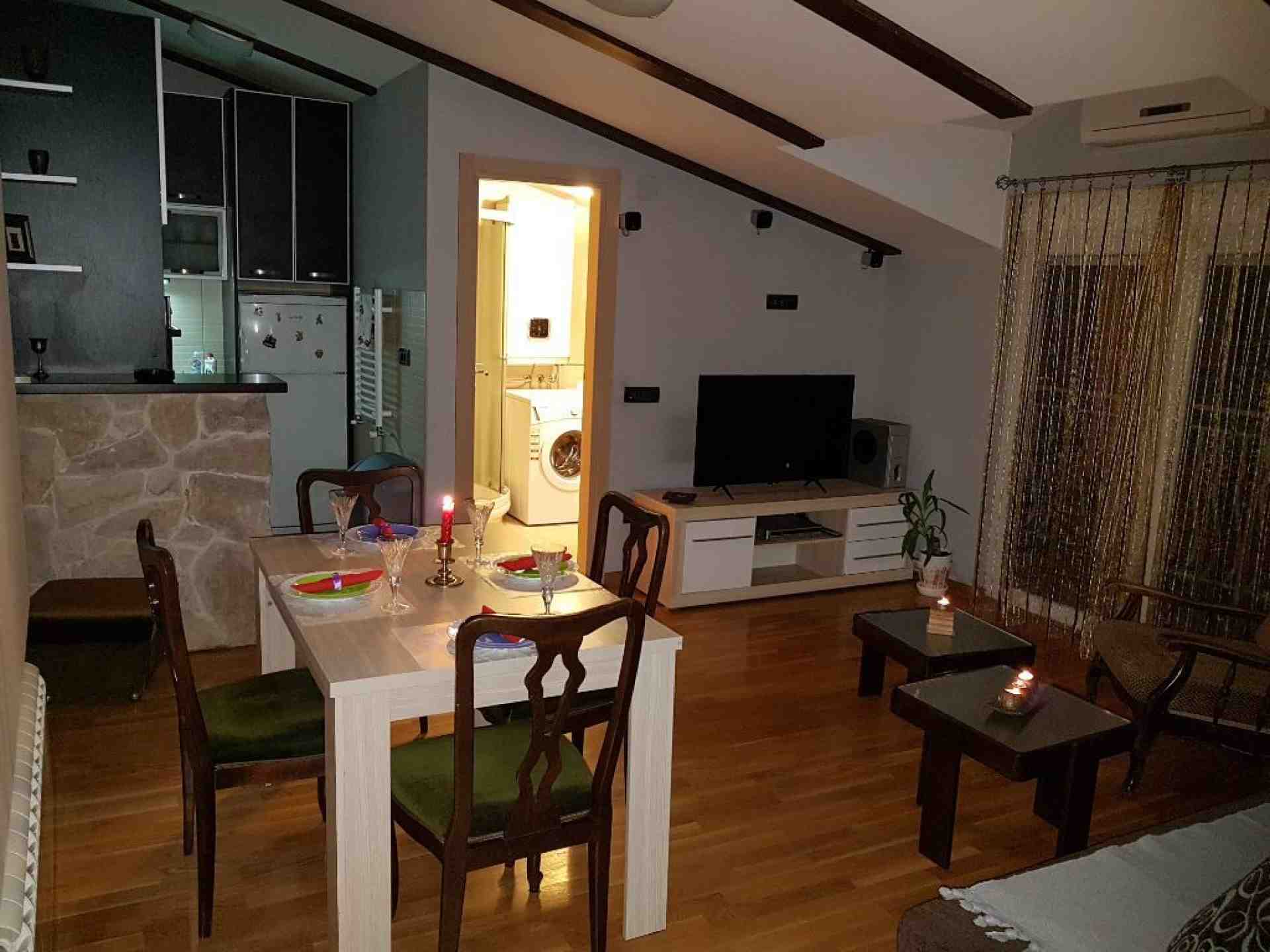 Crveni Krst, 2.5 namešten, od 01.03. ID#8238 950 €