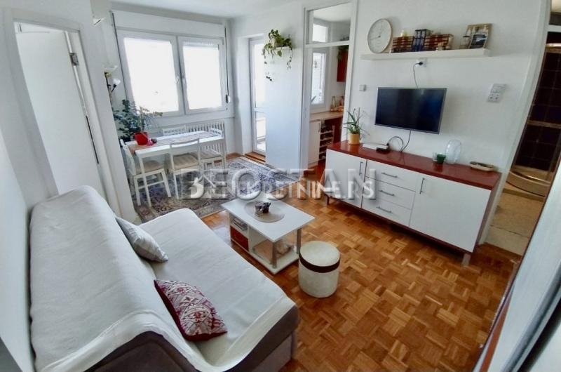 Novi Beograd - Blok 63 #60559 750 €