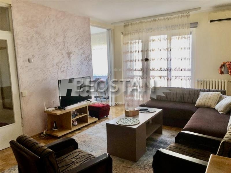 Novi Beograd - Blok 63 #60561 550 €