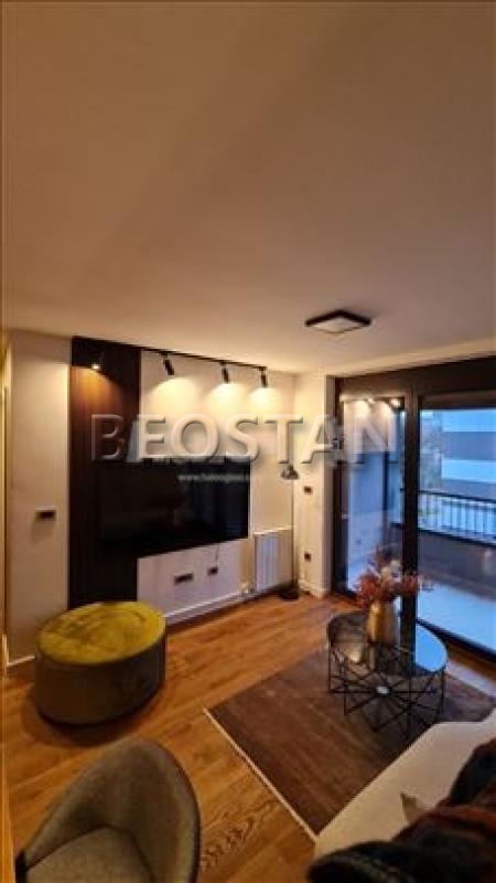 Novi Beograd - The one #60484 1.400 €