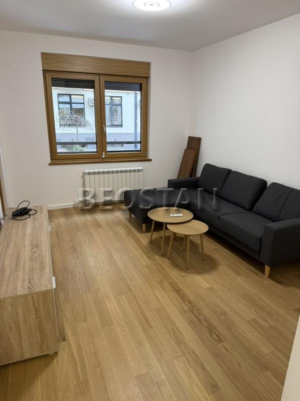 Novi Beograd - Zelena avenija stari merkator #60487 650 €