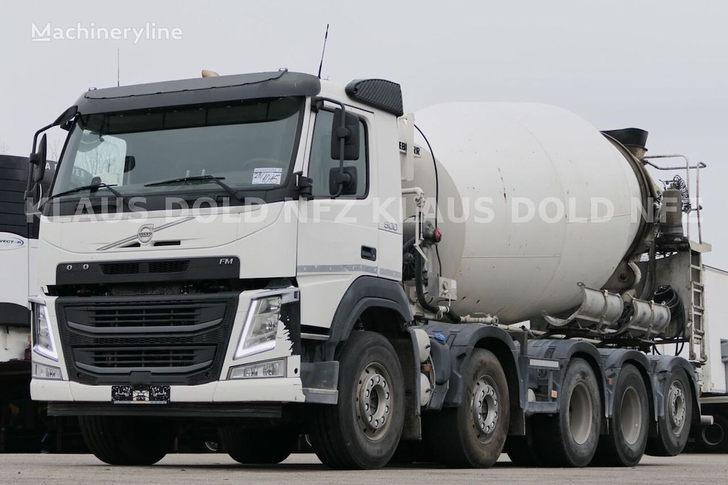 Liebherr na šasiji Volvo FM 500 kamion s mešalicom za beton