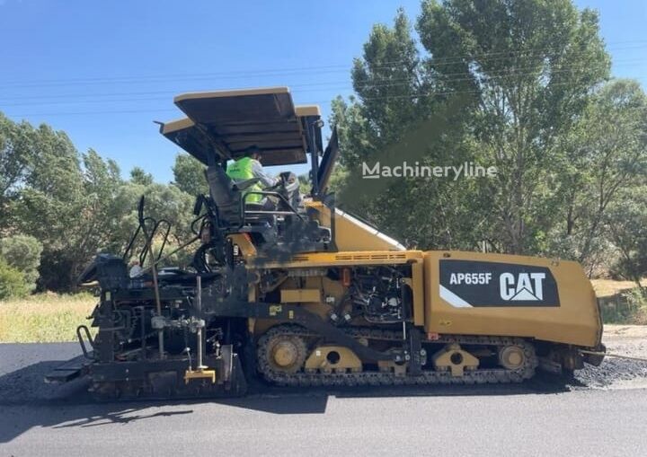 Caterpillar AP 655F asfaltni finišer guseničar