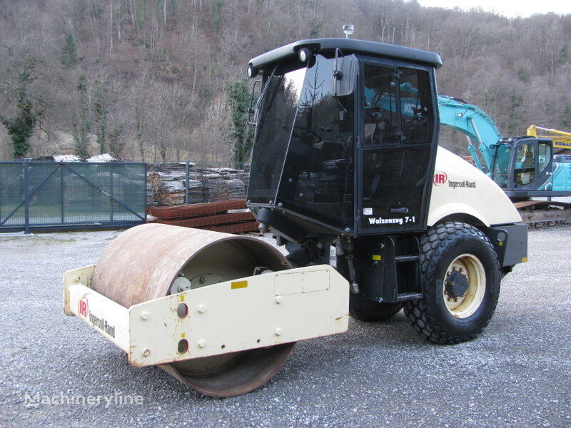 Ingersoll Rand SD-77DX 1.491 delovnih ur kombinovani valjak