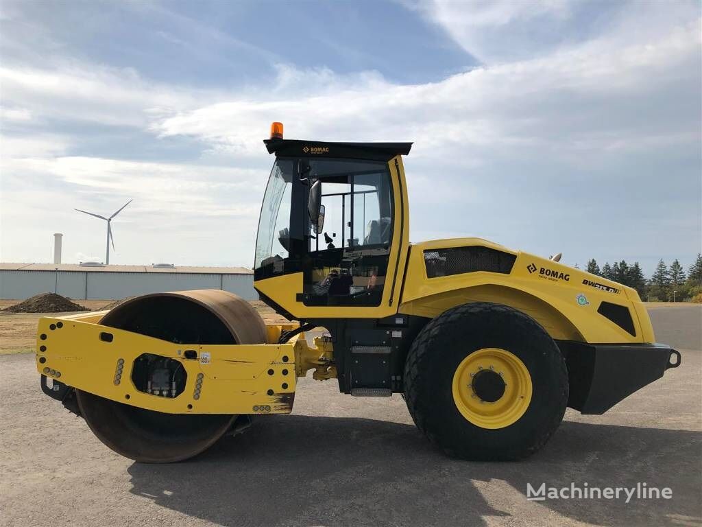 BOMAG BW 213 D-5 kombinovani valjak