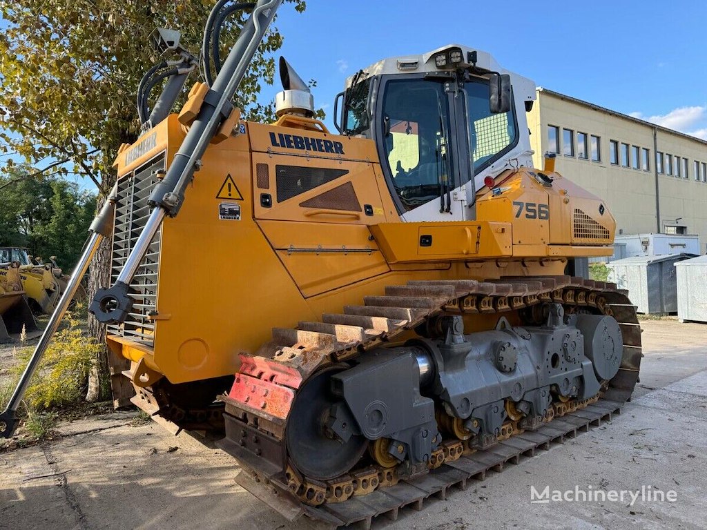 Liebherr PR-756 buldožer