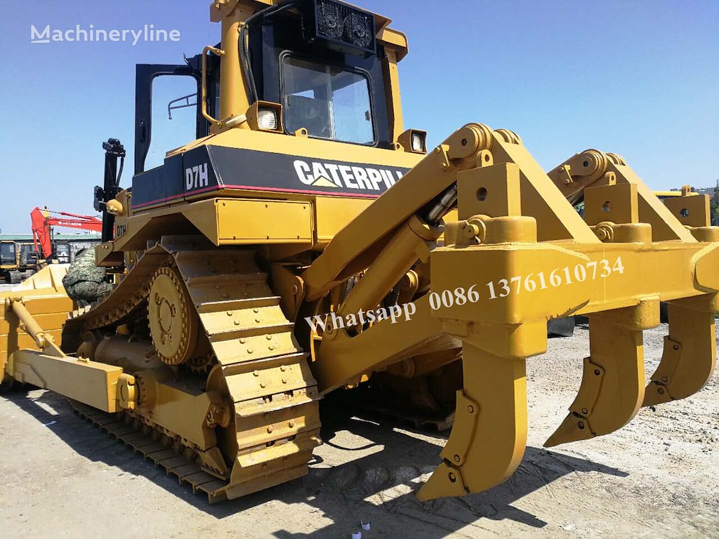 Caterpillar D7H buldožer