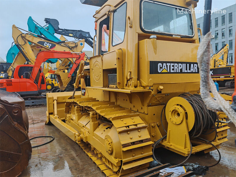 Caterpillar D6D buldožer