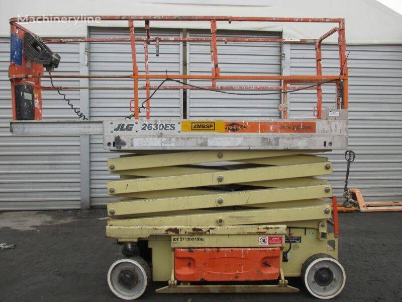 JLG 2630 ES makazasta platforma