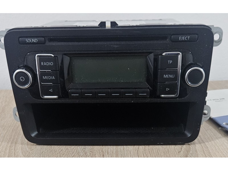 PANASONIC RCD 210 MP3 RADIO