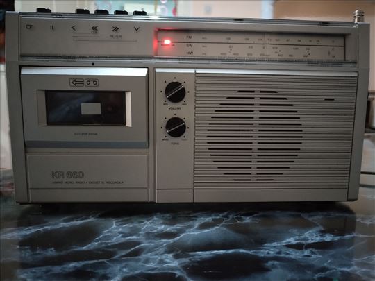 radio kasetofon KR 660