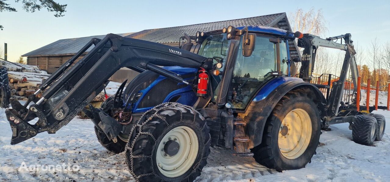 Valtra N154E Hitech traktor točkaš