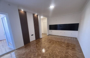 KOMPLET RENOVIRAN, jednoiposoban 34m2