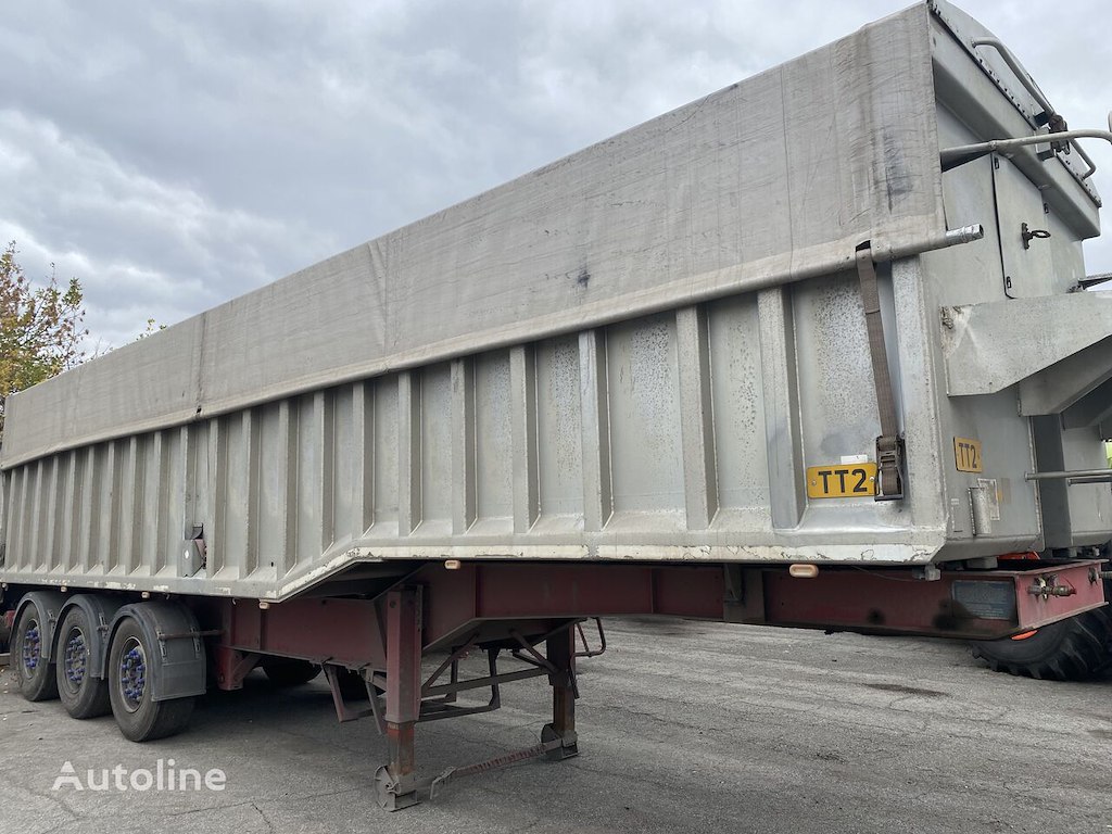 United Trailers UK poluprikolica kipera