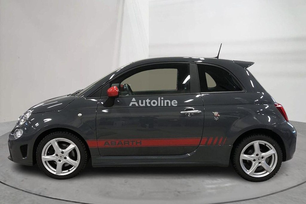 Prodaje se FIAT 595 hečbek na aukciji