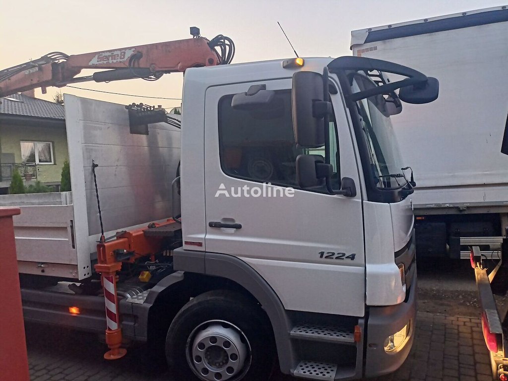 Mercedes-Benz Atego 1224 kamion s ravnom platformom