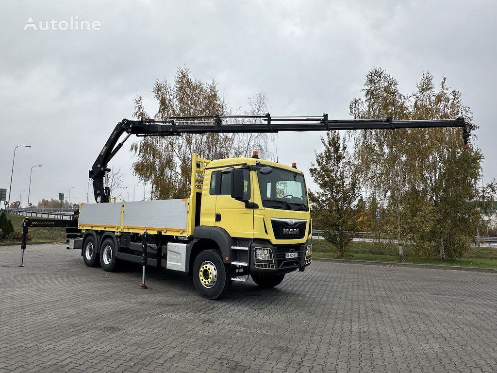 MAN TGS 26.360 kamion s ravnom platformom