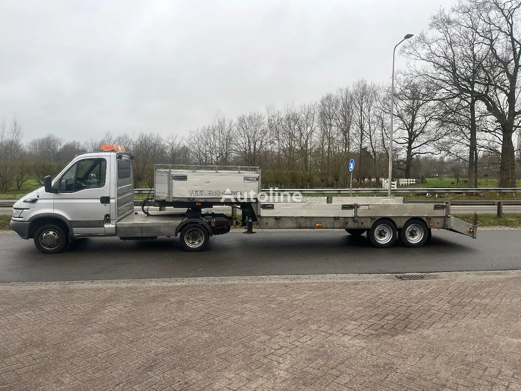 IVECO Daily Met 2 ass dieplader. autotransporter