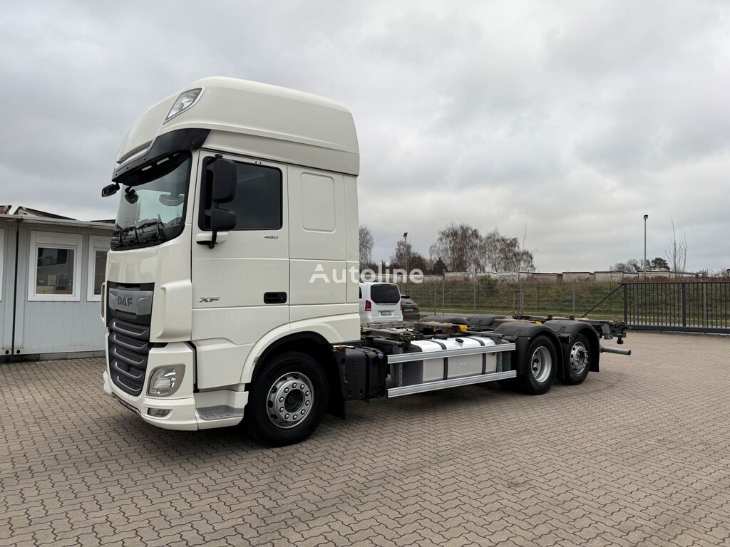 DAF XF 480 vozilo za prevoz kontejnera